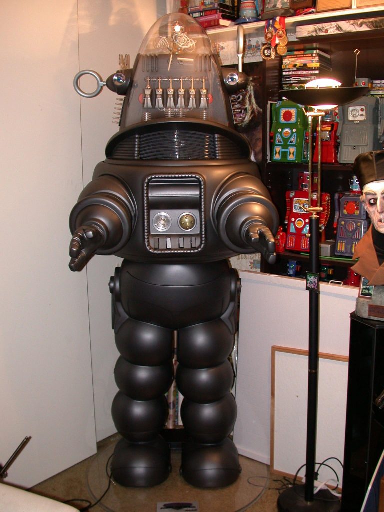 "Forbidden Planet" Robby the Robot - Glassy Science Fiction Archive